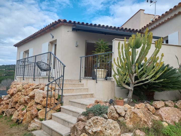 Jolie Maison Mitoyenne ~ 80 M2 - Sainte-Maxime