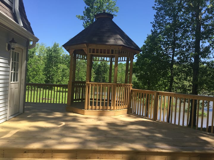 Quiet Place On The Water Upstairs Duplex B - Newburgh, IN