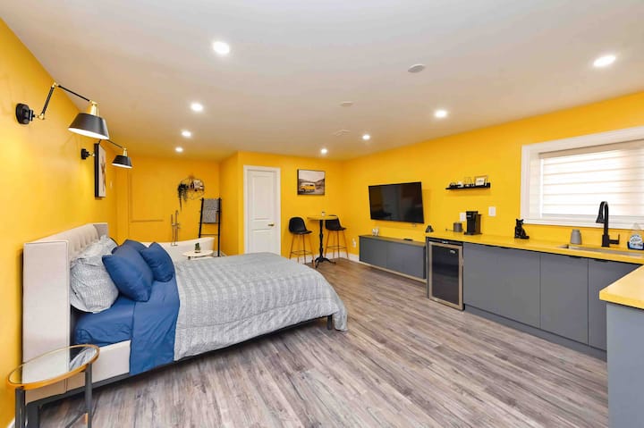 Luxurious And Comfy Studio Close To Everything - Niagara Falls