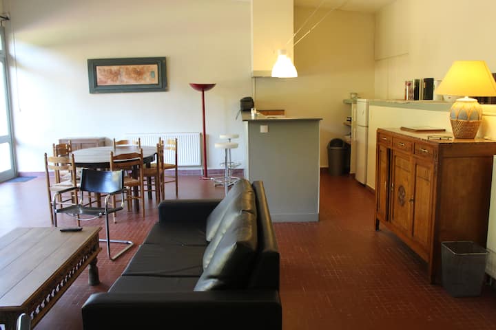 Gîte Style Loft Pour 2 à 4 Personnes - Salbris