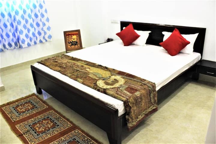 Rising Shemesh Home Stay (Standard) - Udaipur