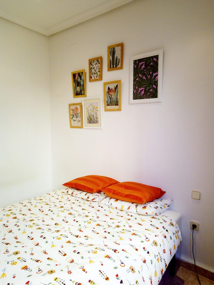 Precioso Apartamento En Pleno Centro De Madrid - Madrid