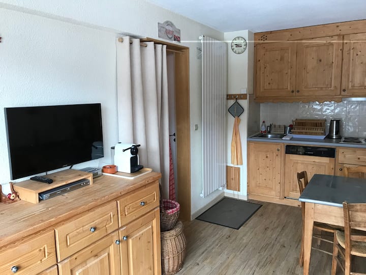 Skis Aux Pieds - Charme - Vue    Meribel - La Tania