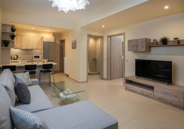 Blue Aura Chic Apartment Next To The Beach - Chersonissos