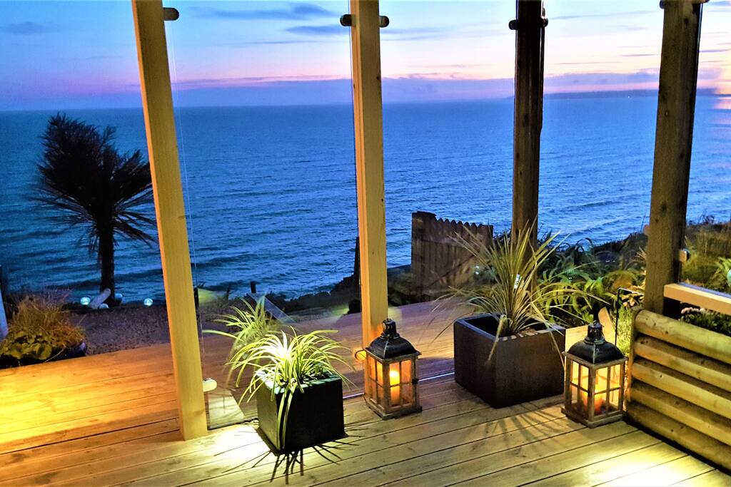 Beach View, Romantic cosy getaway in Cornwall - Chalets for Rent in ...