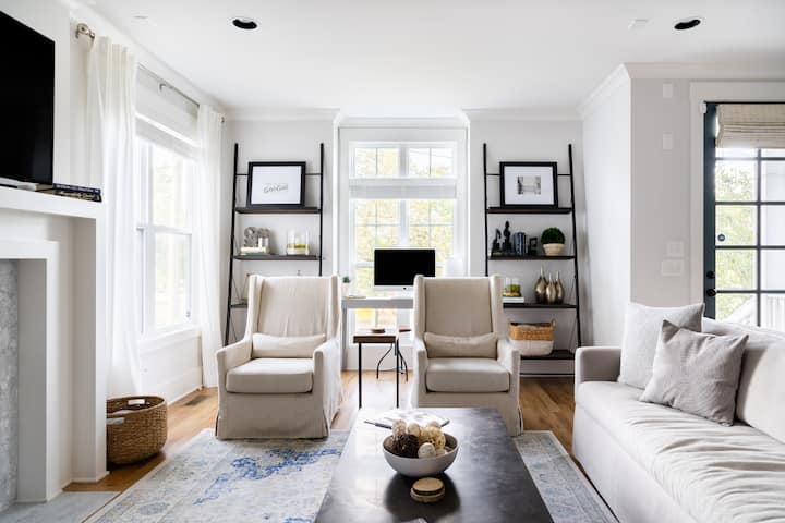 Boutique Home With City View Balcony - Nashville