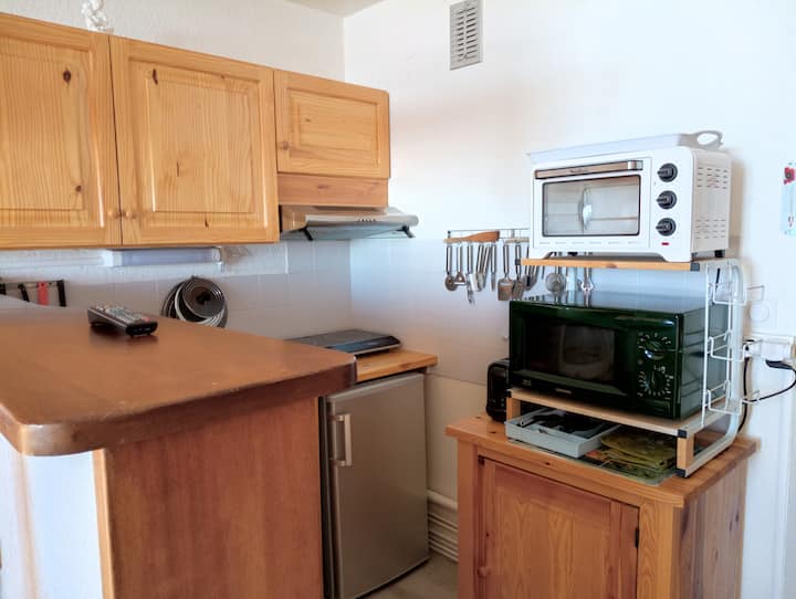 Agreable Studio A Superbesse, Exposition Sud, - Lac Chauvet