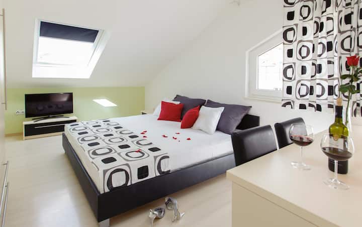 Modern And Cozy Room For 2-pansion Mlikota - Brela