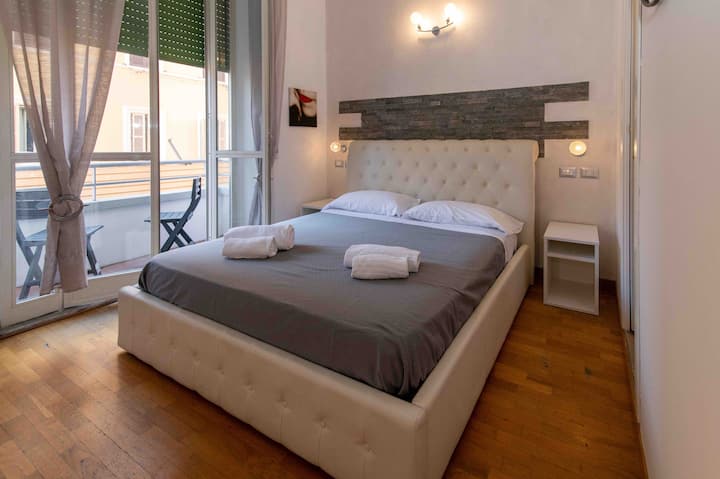 Exa Rooms Prati - Camera Matrimoniale - Rome