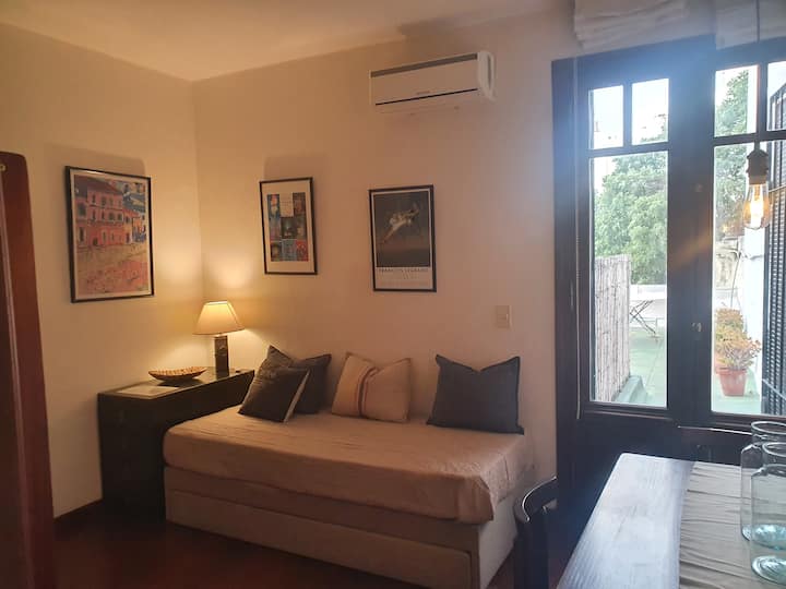 Estudio, 2 Ambientes Con Terraza - Montevideo