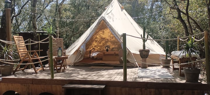 ÉVasion Nature, Tipi + Jacuzzi Du Pont Du Gard - Gard