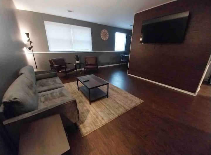 Ottawa Apartment - Ottawa, IL