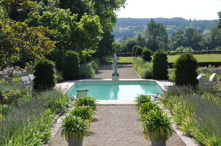 L'ancien Orangerie Du Château - Tournus