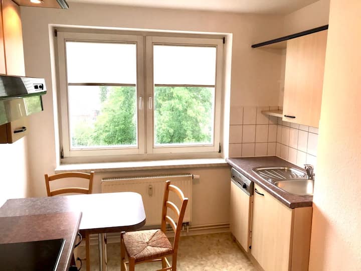 Gemütliche Wohnung Mit Guter Verkehrsanbindung - Rostock