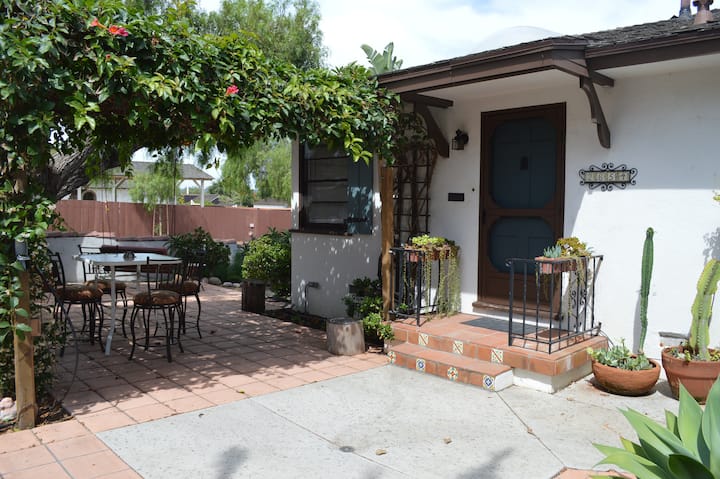 Wow! Just A Few Minutes To Walk To Restaurants, Parks, Trails &Train Station! - San Diego, CA