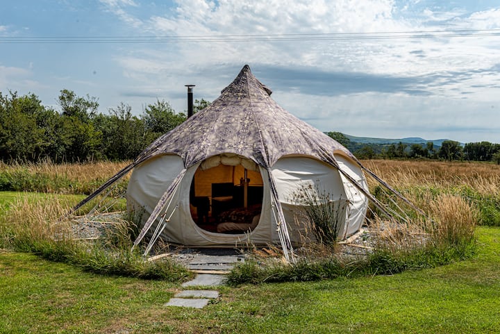 Breakfast & Snowdonian Cosy Glamping - Snowdonia National Park