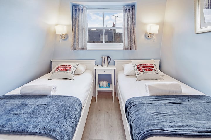 Twin Private Room With Ensuite Bathroom - Londra