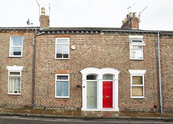 Complete House In Holgate Area Of York City - York