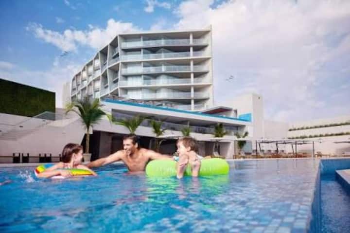 Departamento San Bartolo Condominio Ocean Reef - Peru