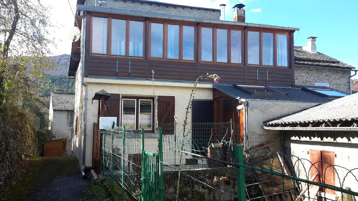 Maison De Village à Quérigut - Puyvalador