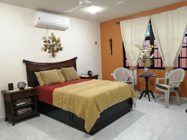 Departamento Amplio Y Fresco, Centro, Mérida - Mérida