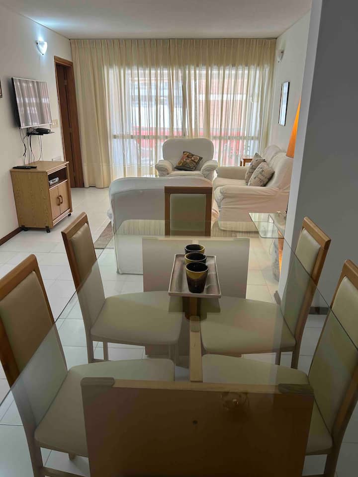 Impecable Apto 100 Mts Del Mar.todos Los Servicios - Uruguay