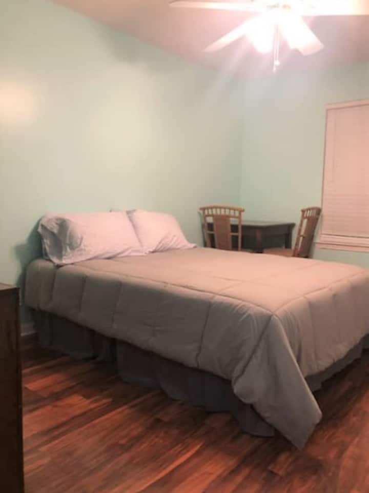 Stoney Rooms In Bluffton W/parking - Bluffton, SC