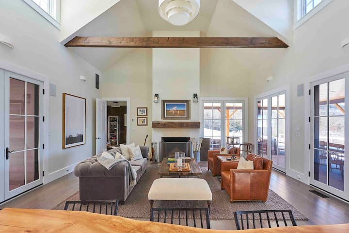 Rustic Modern Home With Spectacular Views - Rhinebeck, NY