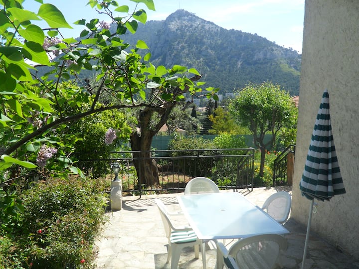 Appartement T2, Calme, Belle Vue, Rez Jardin Villa - 土倫