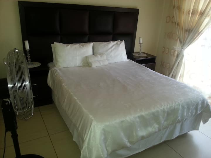 Kingdom's Place Guesthouse - Phokeng
