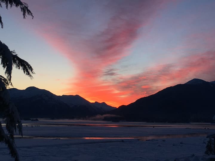 Private Hideaway With Panoramic View. - Juneau, AK