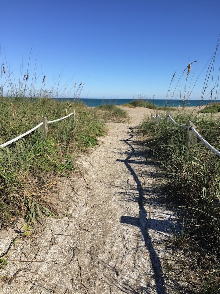 Perfect Spot W/private Ocean Beach/sunset Views - Bahamas