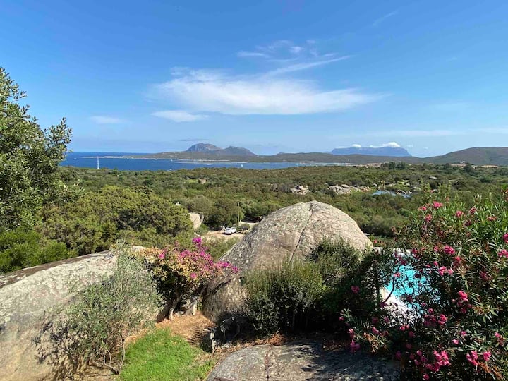 Apartment In Exclusive Residence - Golfo Aranci