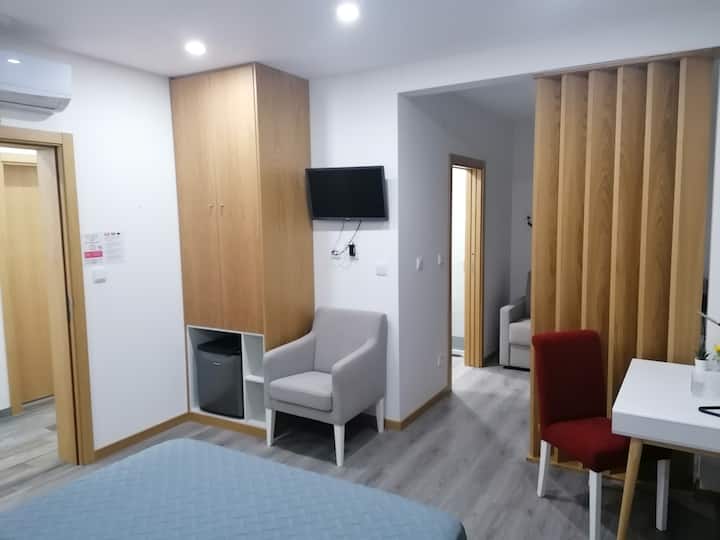 Alojamento Girassol Quarto Familiar 201 - 1° Piso - Castelo Branco
