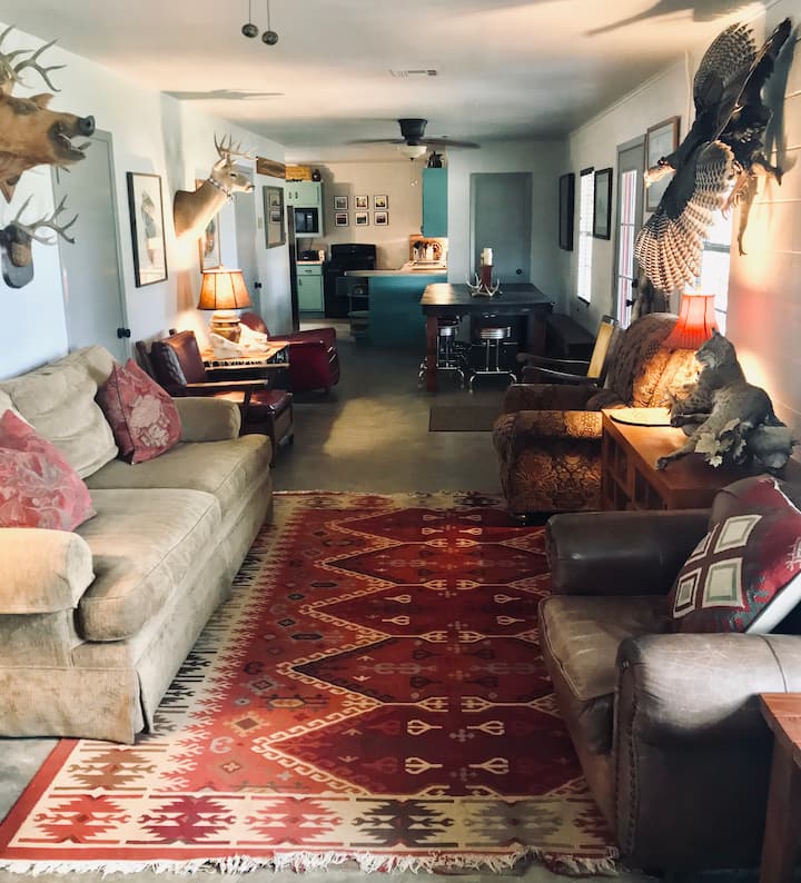 The Cabin On The Creek - Llano, TX