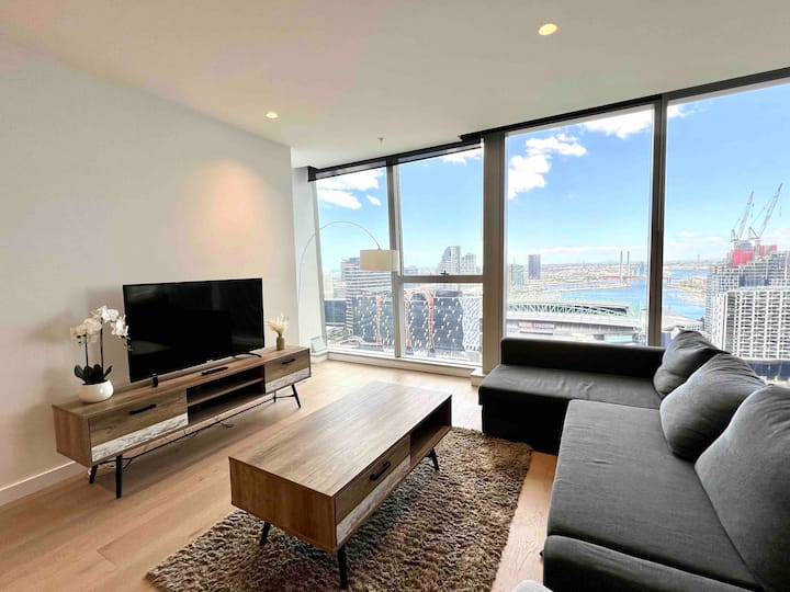 Getaway Wide View 3b2b Apt Pool And Gym - Melbourne