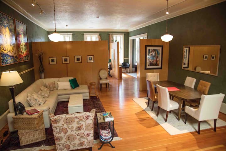 Salem Vacation Rentals | Loft and Cabin Rentals | Airbnb