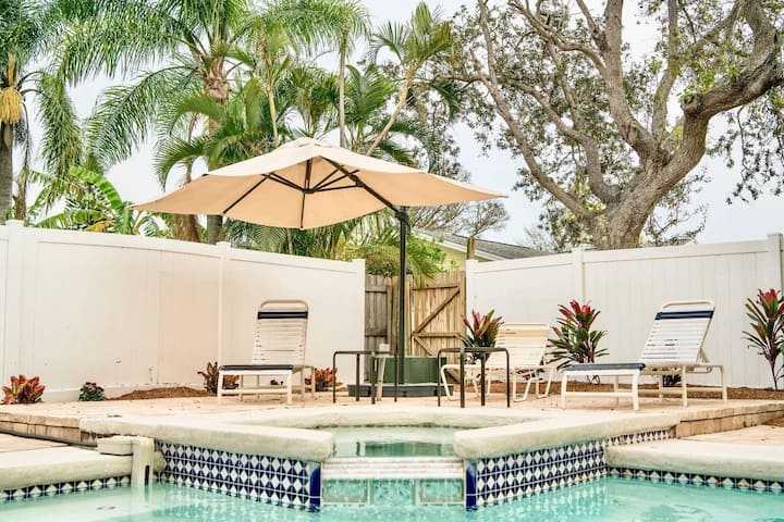 Two Homes Together!! The Paradise Cove Xl - ラーゴ, FL