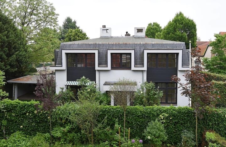 Beautifull Villa With Indoor Swimmingpool - Hilversum