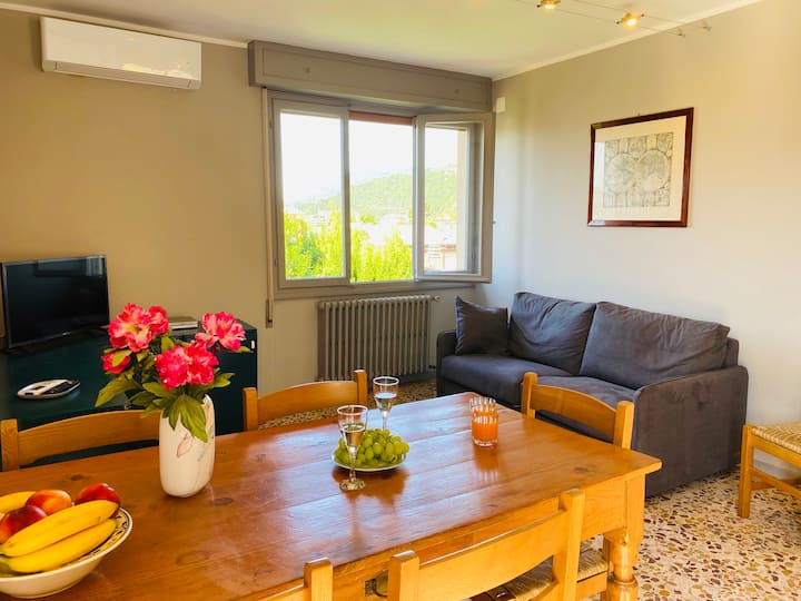 D1mora La Terrazza - Simple Apartment Near Beach - Toscolano-Maderno
