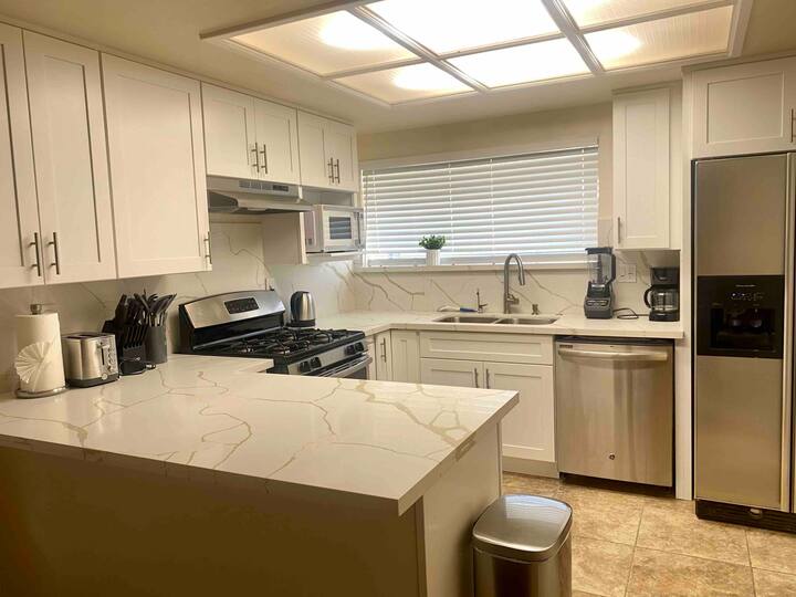 Peaceful 3br 2ba + Loft Private Home - ベーカーズフィールド, CA
