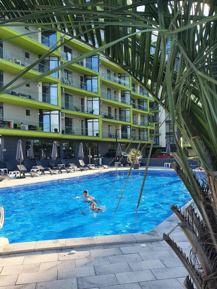 Marine Vibes 121 - Pool & Spa Beach Resort - Roumanie