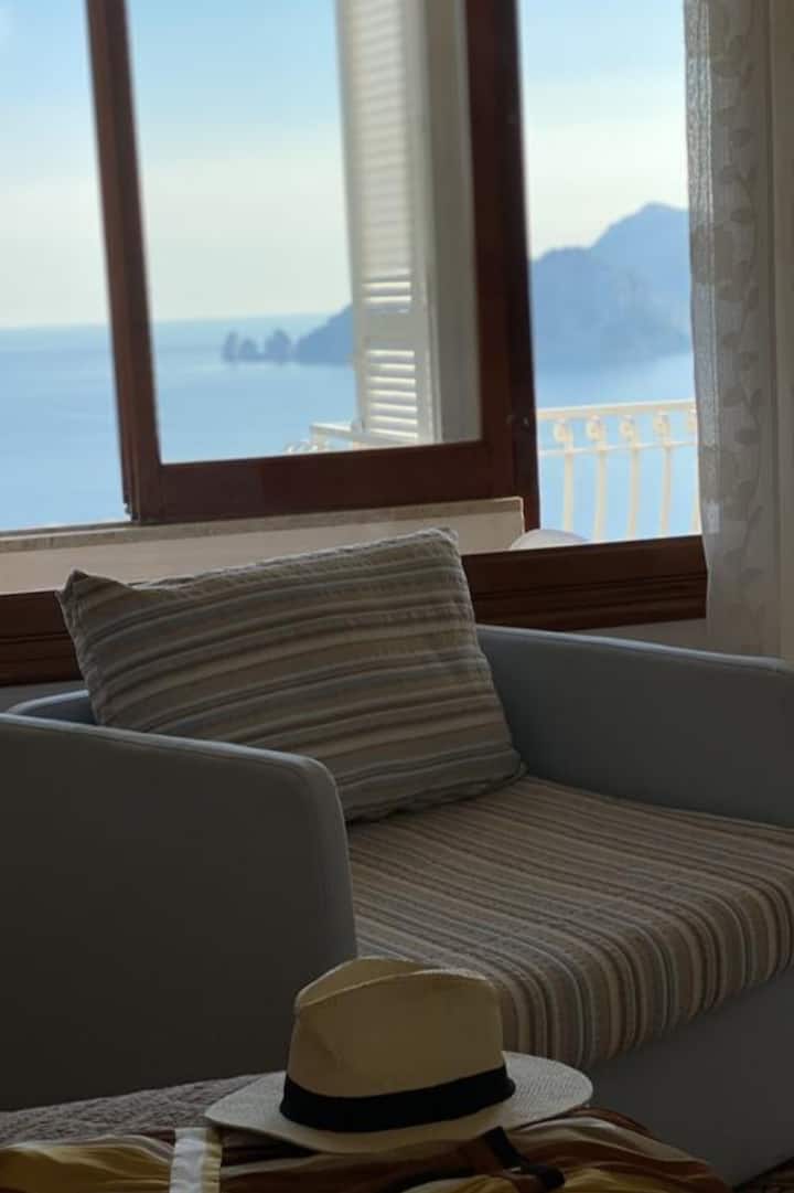 Acquamarina Accomodation - Capri