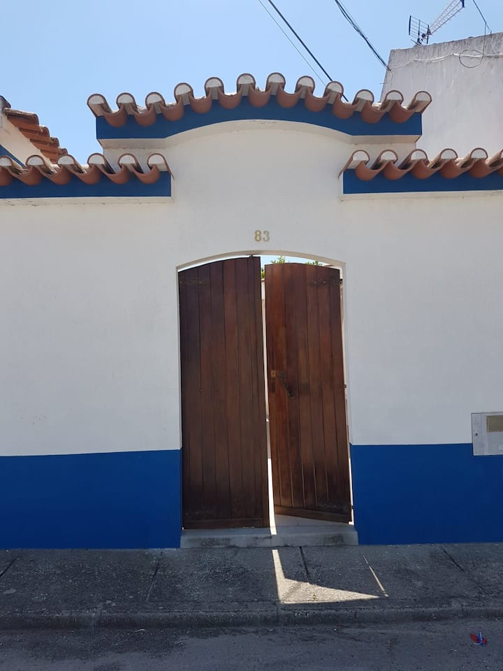 Quiet House Near Santarém Pool || Casa Rural - Almeirim