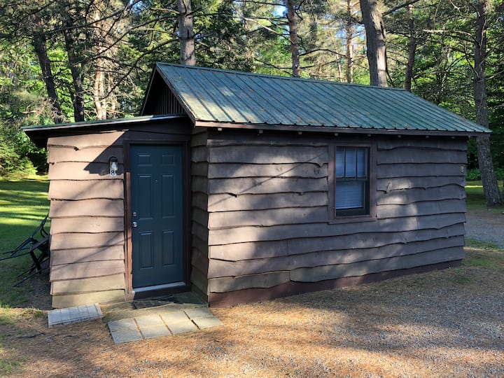 Moreno's Cottages #8 - Saranac Lake, NY