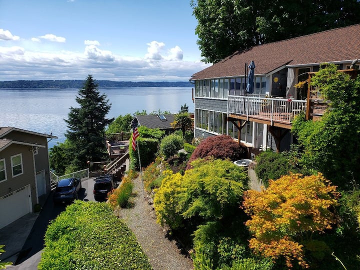 Private Secluded Spectacular View - Burien