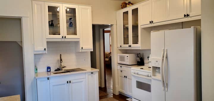 Charming Dundee 2 Bed 1 Bath - 奧馬哈