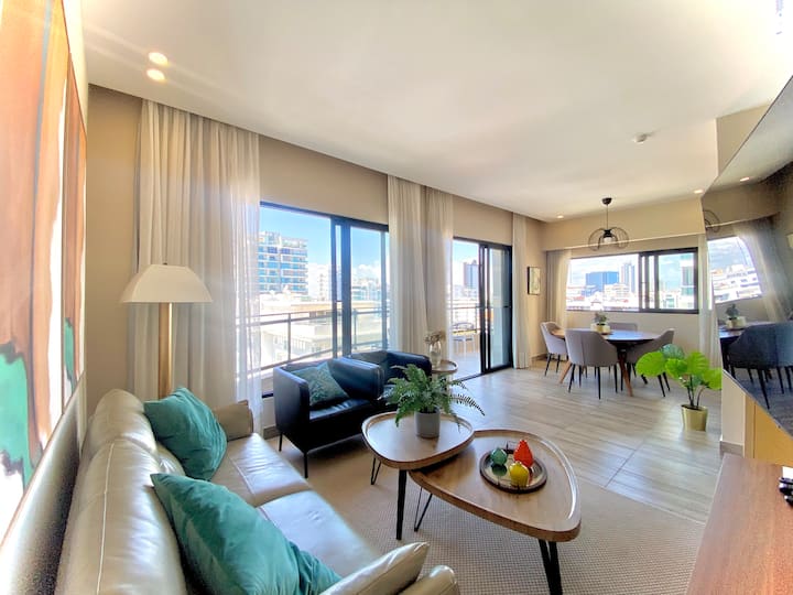Piantini/luxury Apto W/front View + Rooftop Pool - Santo Domingo