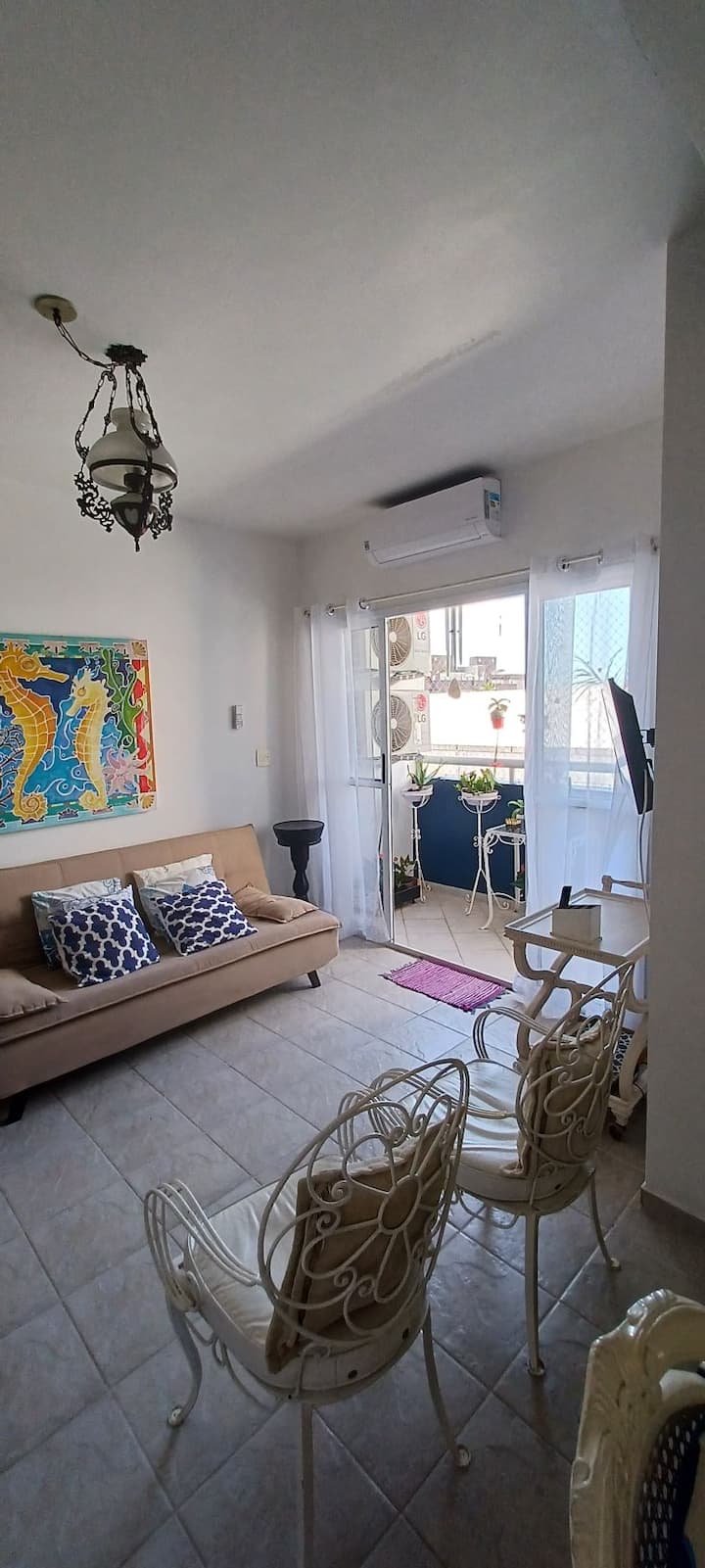 Apto Na Praia Do Centro Ar Condicionado - Ubatuba