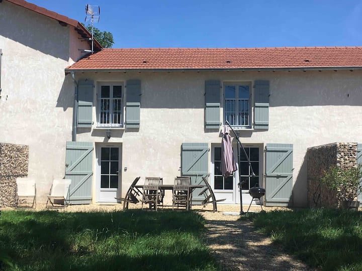 Charmant Duplex Avec Terrasse Et Vue Sur Solutré - Mâcon